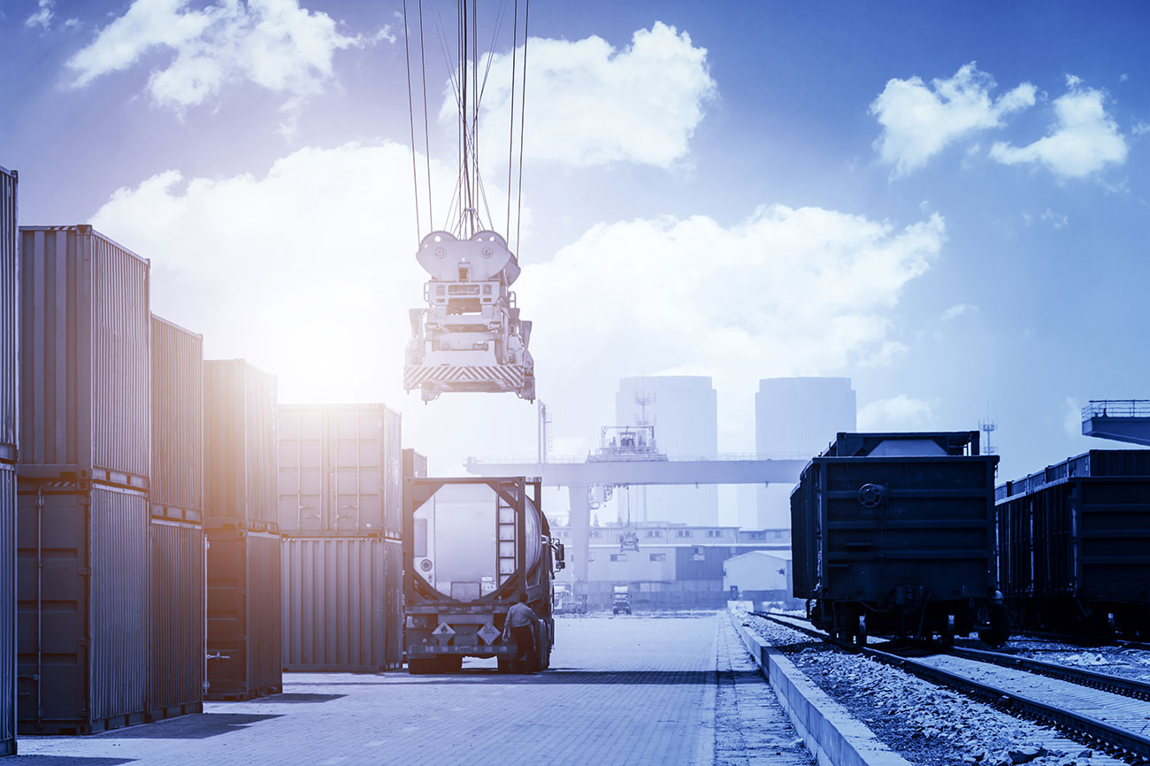 2018 is bringing a few trends to the freight transportation industry ...
